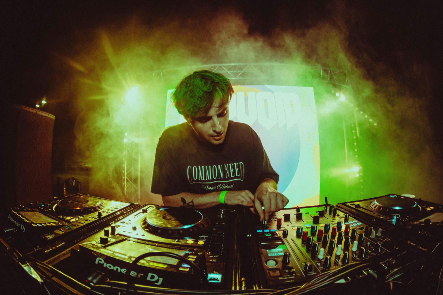 16 Up-and-Coming Drum and Bass Artists You Need to Check out – V2 ...